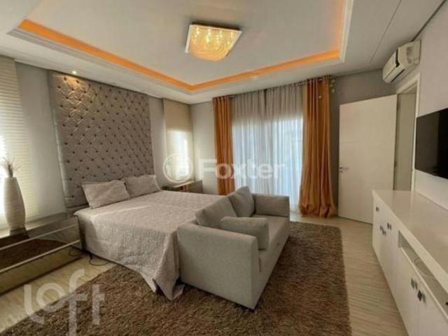 Casa em Condomínio, 3 dormitórios, 400 m², em Estância Velha