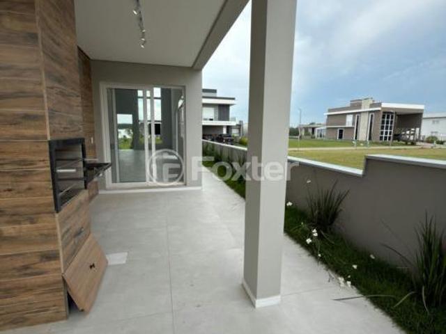 Casa em Condomínio, 3 dormitórios, 420 m², em Sanga Funda