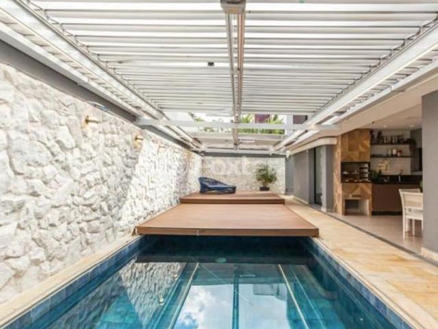 Casa em Condomínio, 3 dormitórios, 514 m², em Santo Amaro