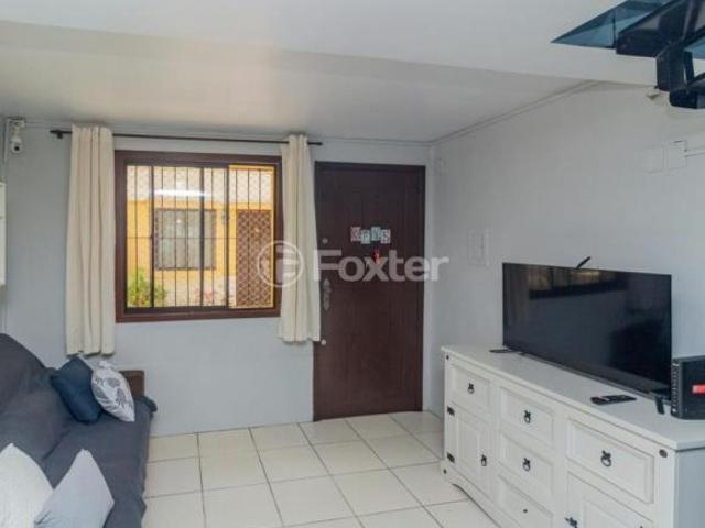 Casa em Condomínio, 3 dormitórios, 67 m², em Santa Tereza