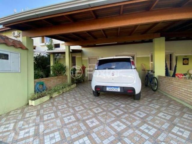 Casa em Condomínio, 3 dormitórios, 65.88 m², em Igara