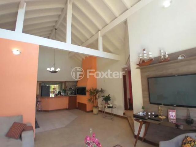 Casa em Condomínio, 3 dormitórios, 720 m², em Vila Elsa