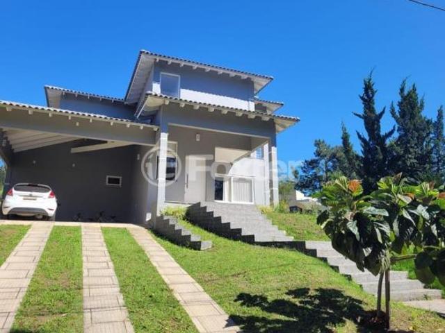 Casa em Condomínio, 3 dormitórios, 720 m², em Vila Elsa