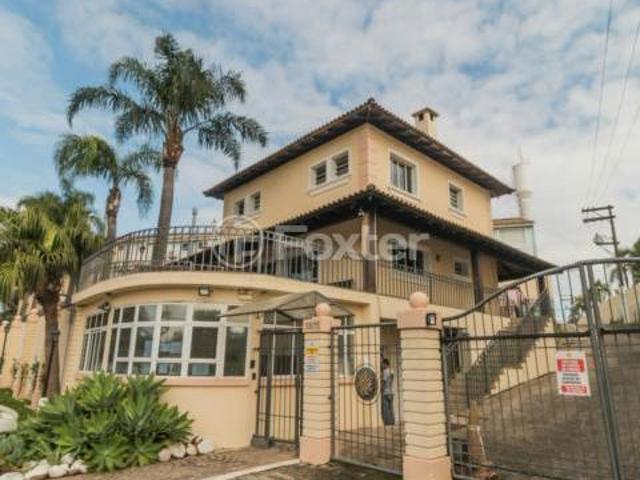 Casa em Condomínio, 3 dormitórios, 79.61 m², em Cavalhada