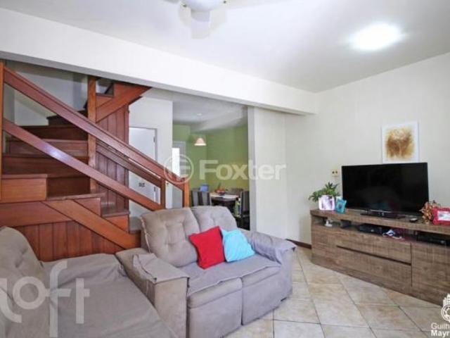 Casa em Condomínio, 3 dormitórios, 79 m², em Humaitá