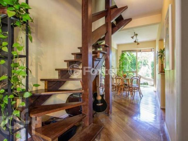 Casa em Condomínio, 3 dormitórios, 87.96 m², em Jardim Sabará