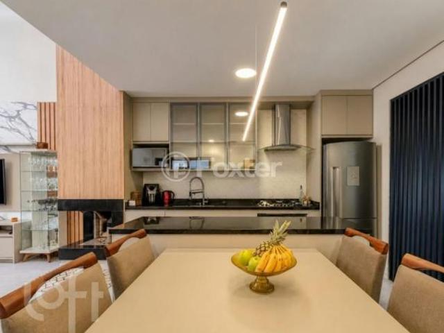 Casa em Condomínio, 3 dormitórios, 97.22 m², em Hípica