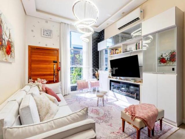 Casa em Condomínio, 3 dormitórios, 97 m², em Hípica