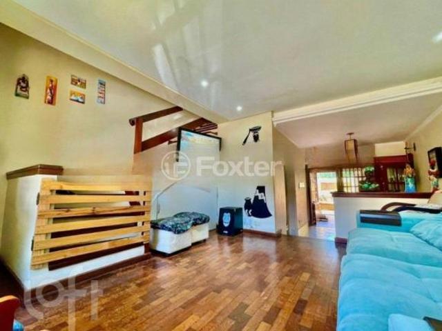 Casa em Condomínio, 3 dormitórios, 95.31 m², em Cavalhada