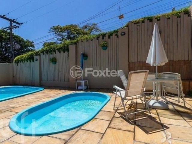 Casa em Condomínio, 3 dormitórios, 96 m², em Partenon