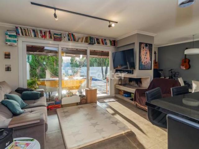 Casa em Condomínio, 3 dormitórios, 140 m², em Lomba do Pinheiro