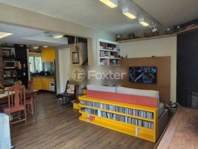 Casa em Condomínio, 3 dormitórios, 100 m², em Mário Quintana