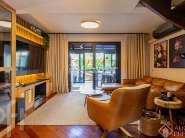 Casa em Condomínio, 3 dormitórios, 117 m², em Jardim Sabará