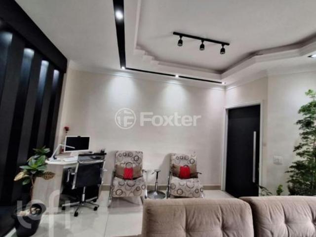 Casa em Condomínio, 3 dormitórios, 120 m², em Chácara Canta Galo