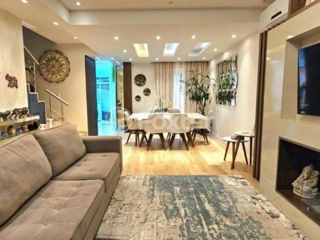 Casa em Condomínio, 3 dormitórios, 124 m², em Igara