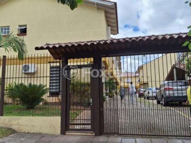 Casa em Condomínio, 3 dormitórios, 129 m², em Cavalhada