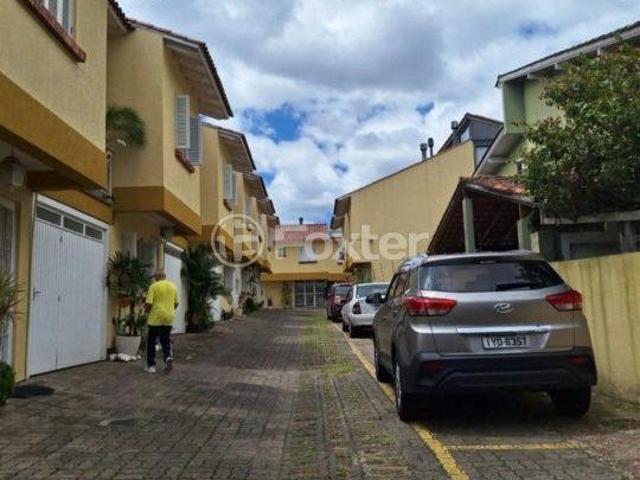 Casa em Condomínio, 3 dormitórios, 129 m², em Cavalhada