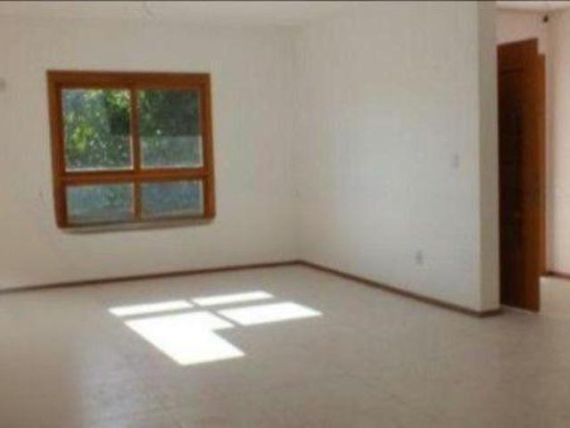 Casa em Condomínio, 3 dormitórios, 131 m², em Cavalhada