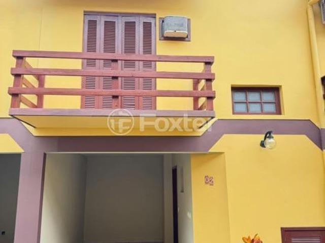 Casa em Condomínio, 3 dormitórios, 131 m², em Serraria