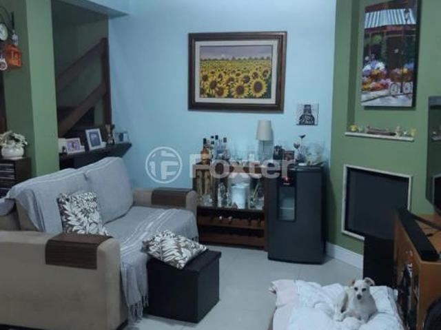 Casa em Condomínio, 3 dormitórios, 132 m², em Mário Quintana