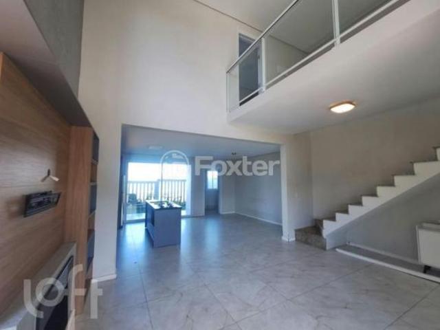 Casa em Condomínio, 3 dormitórios, 133 m², em Petrópolis