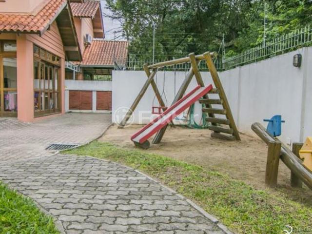 Casa em Condomínio, 3 dormitórios, 134 m², em Espírito Santo