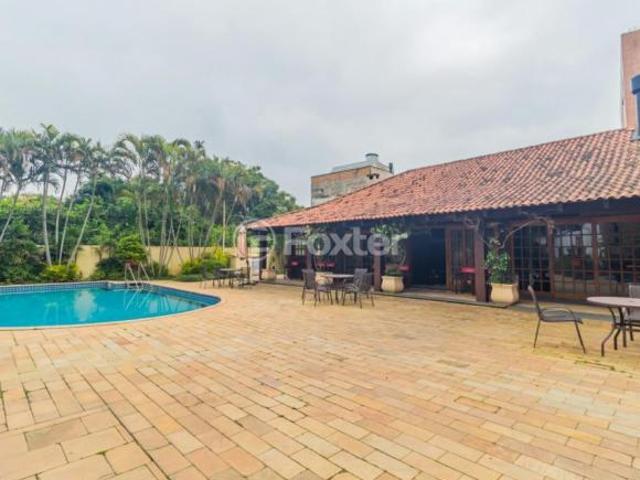 Casa em Condomínio, 3 dormitórios, 135 m², em Cavalhada