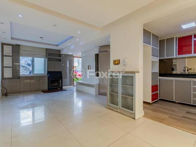 Casa em Condomínio, 3 dormitórios, 137.78 m², em Mário Quintana
