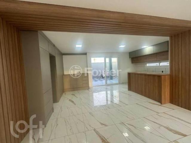 Casa em Condomínio, 3 dormitórios, 137 m², em Rubem Berta