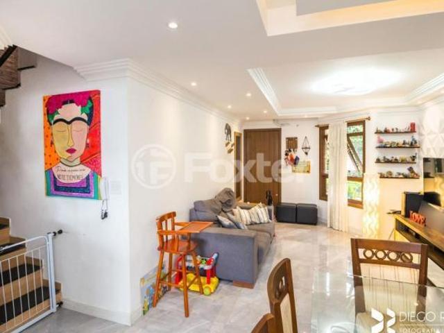 Casa em Condomínio, 3 dormitórios, 139.02 m², em Cavalhada