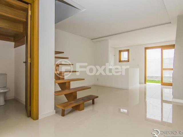 Casa em Condomínio, 3 dormitórios, 140 m², em Hípica