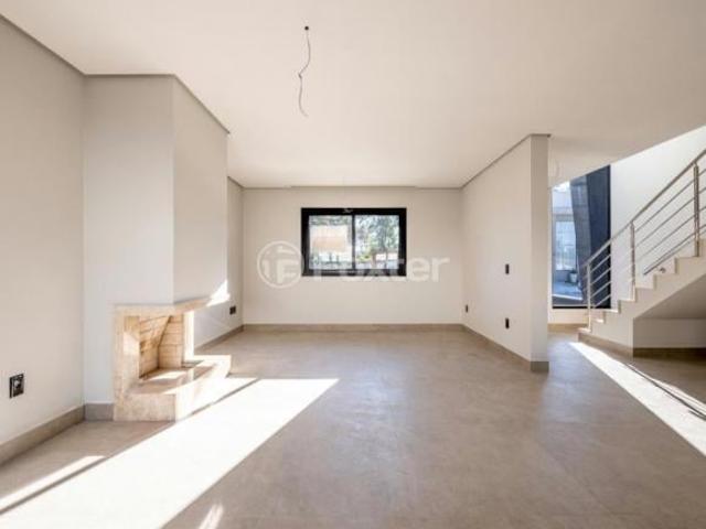 Casa em Condomínio, 3 dormitórios, 140 m², em Hípica