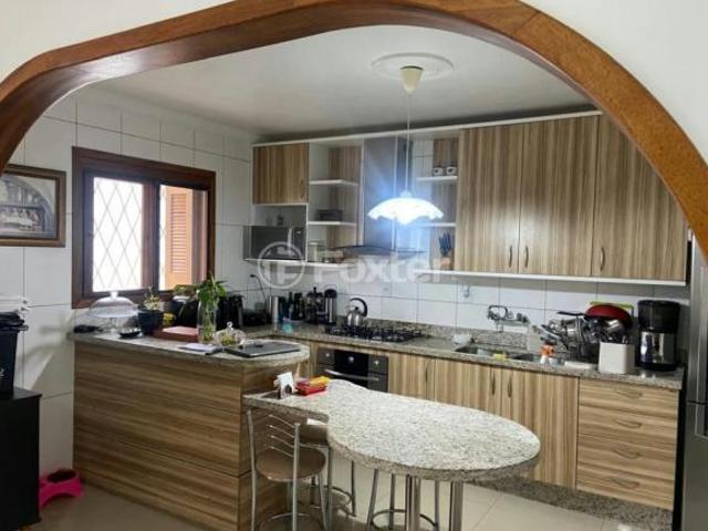 Casa em Condomínio, 3 dormitórios, 146 m², em Nonoai