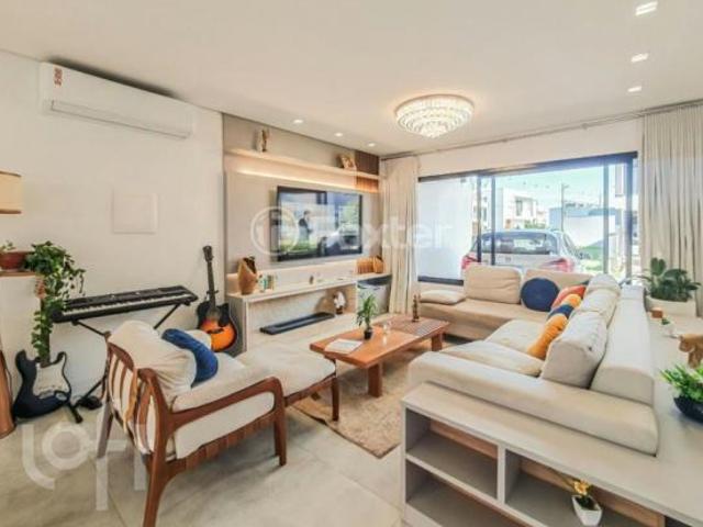 Casa em Condomínio, 3 dormitórios, 148 m², em Ipanema
