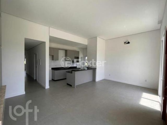 Casa em Condomínio, 3 dormitórios, 150 m², em Arco Íris