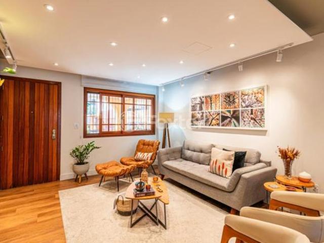 Casa em Condomínio, 3 dormitórios, 154 m², em Tristeza