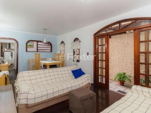 Casa em Condomínio, 3 dormitórios, 160 m², em Jardim Olympia