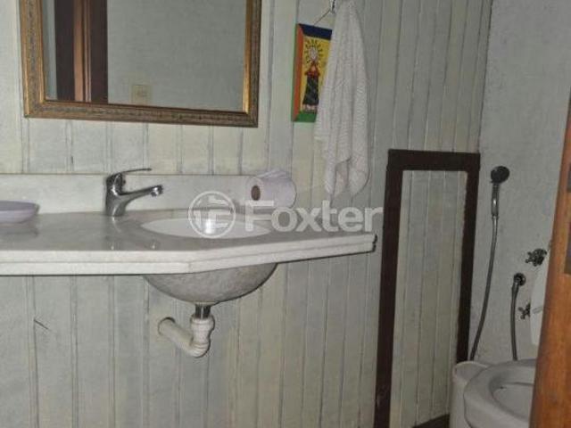Casa em Condomínio, 3 dormitórios, 163.81 m², em Vila Suica
