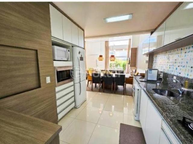 Casa em Condomínio, 3 dormitórios, 165 m², em XANGRI LÁ