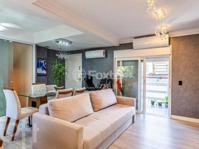 Casa em Condomínio, 3 dormitórios, 169.56 m², em Cavalhada