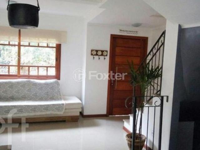 Casa em Condomínio, 3 dormitórios, 173.93 m², em Belém Novo