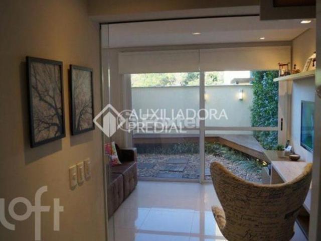 Casa em Condomínio, 3 dormitórios, 178.3 m², em Teresópolis