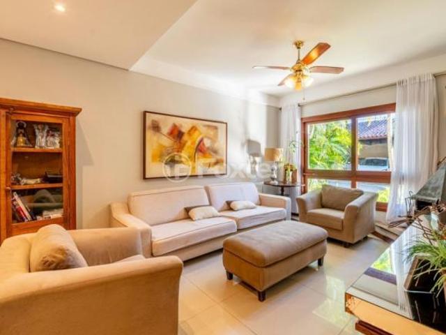 Casa em Condomínio, 3 dormitórios, 179.49 m², em Tristeza