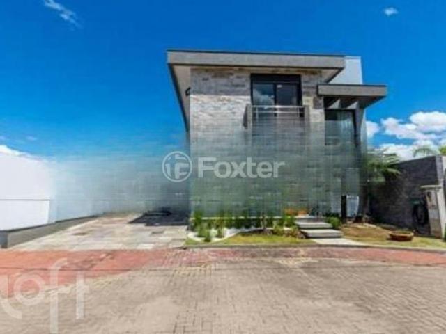 Casa em Condomínio, 3 dormitórios, 179 m², em Parque da Matriz