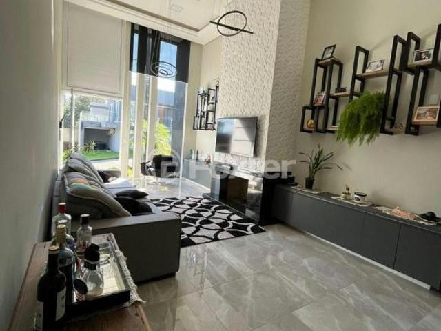Casa em Condomínio, 3 dormitórios, 180 m², em São Lucas