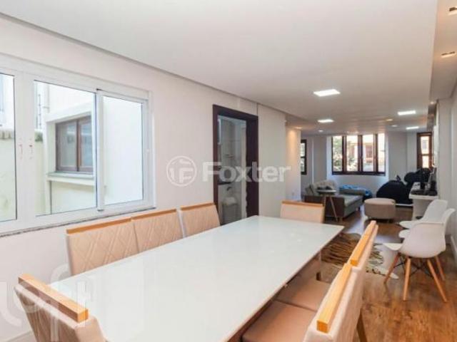 Casa em Condomínio, 3 dormitórios, 182.83 m², em Cristal