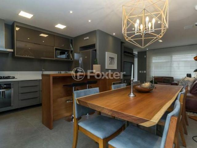 Casa em Condomínio, 3 dormitórios, 186 m², em Vila Nova