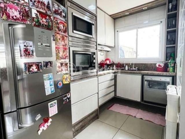 Casa em Condomínio, 3 dormitórios, 188 m², em Rio Branco