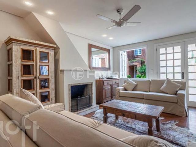Casa em Condomínio, 3 dormitórios, 193.67 m², em Chácara das Pedras