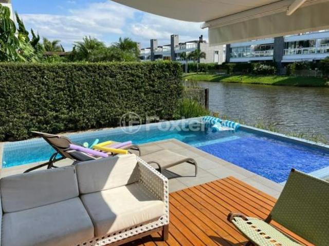 Casa em Condomínio, 3 dormitórios, 197.56 m², em XANGRI LÁ